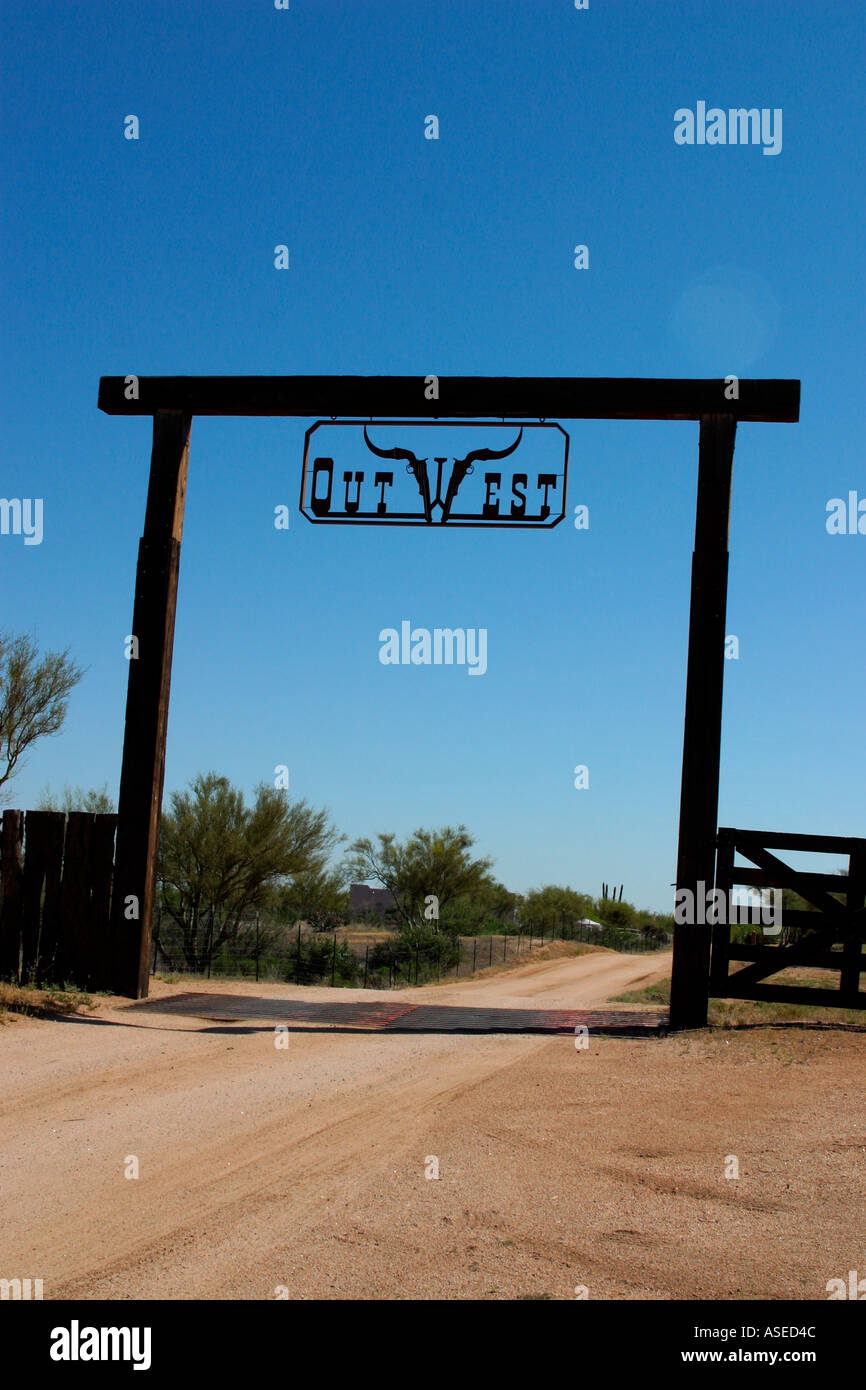 Arizona cattle farm hi-res stock photography and images - Alamy