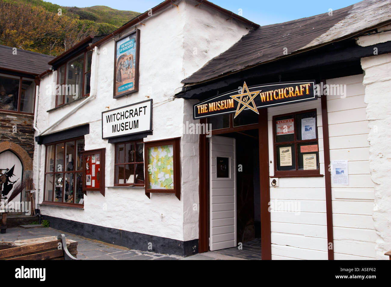 The witches of boscastle hi-res stock photography and images - Alamy