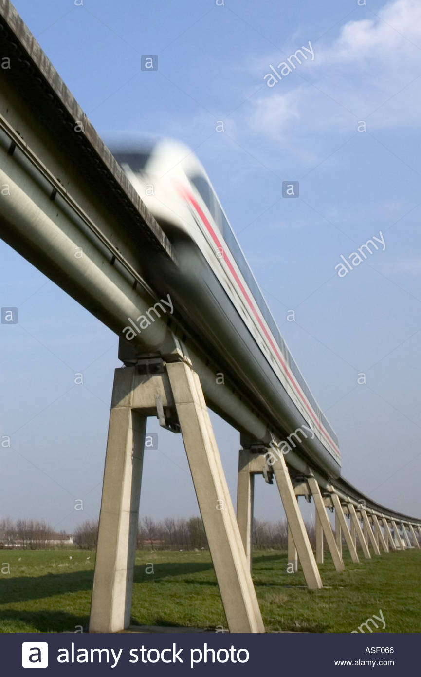 Magnetic Track Stock Photos & Magnetic Track Stock Images - Alamy