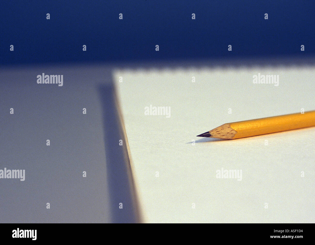Hb pencil and pad hi-res stock photography and images - Alamy