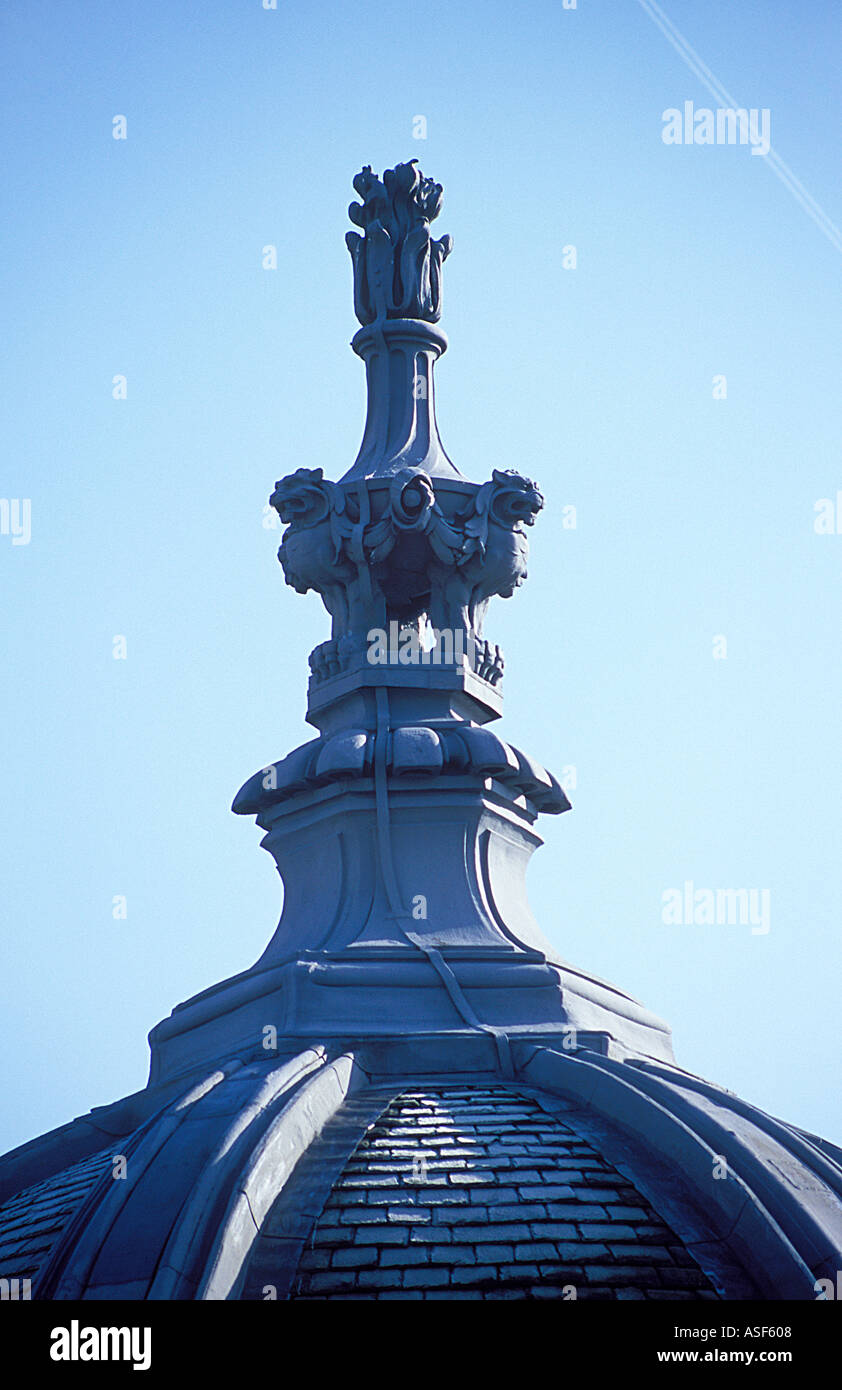 Lead roof with finial hi-res stock photography and images - Alamy