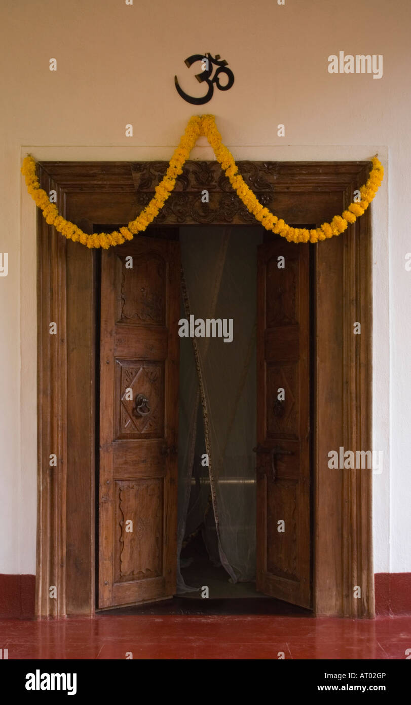 3575 Goa India double door to yoga shala Stock Photo - Alamy