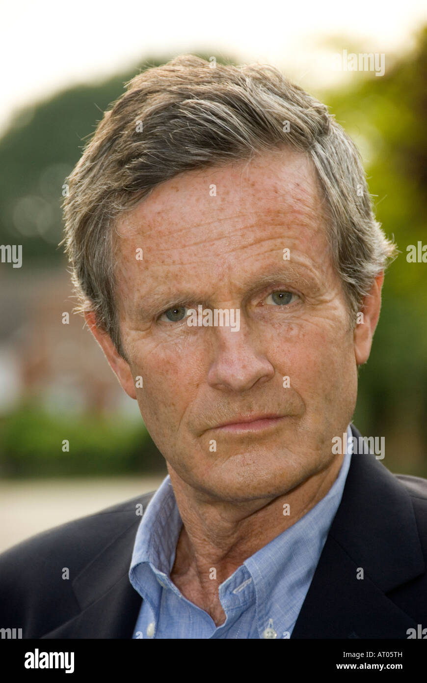 Tall older man hi-res stock photography and images - Alamy