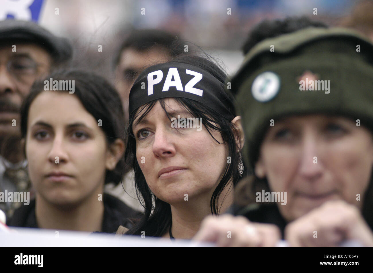Peace rally London Trafalgar Square 2004 Stock Photo - Alamy