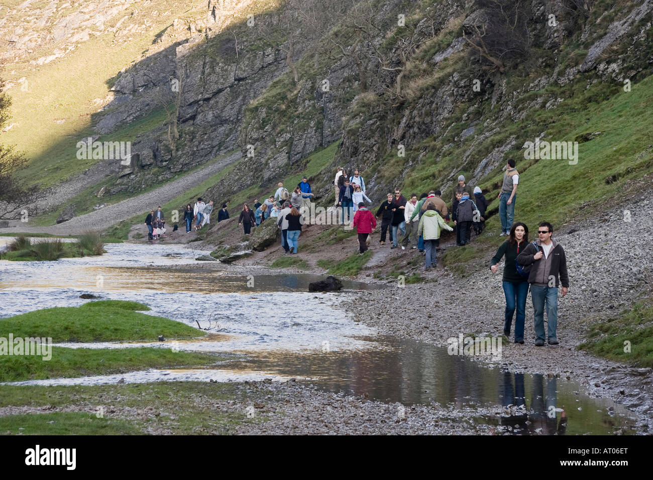 Winter dovedale hi-res stock photography and images - Alamy