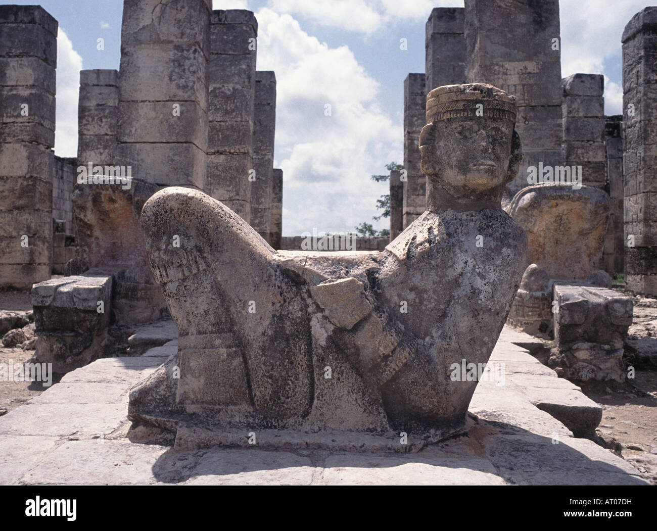 Chac mool chichen itza hi-res stock photography and images - Alamy