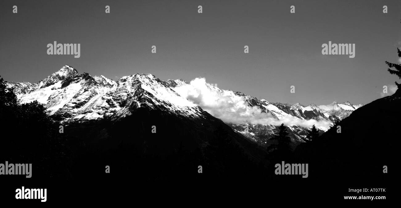 Horizotal view hi-res stock photography and images - Alamy