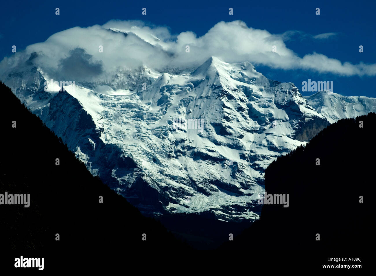 Horizotal view hi-res stock photography and images - Alamy