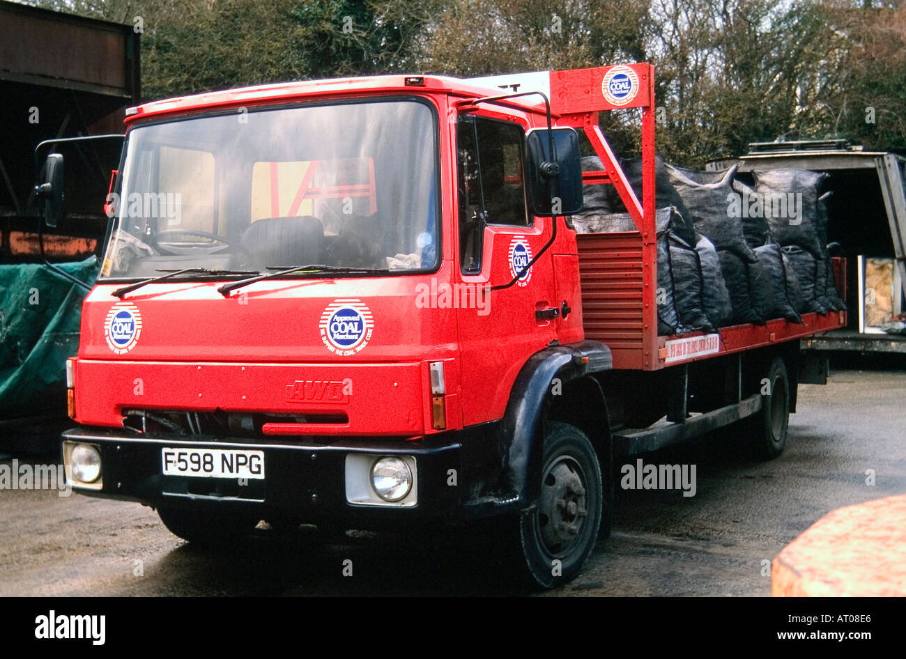 Truck delivery coal hi-res stock photography and images - Alamy