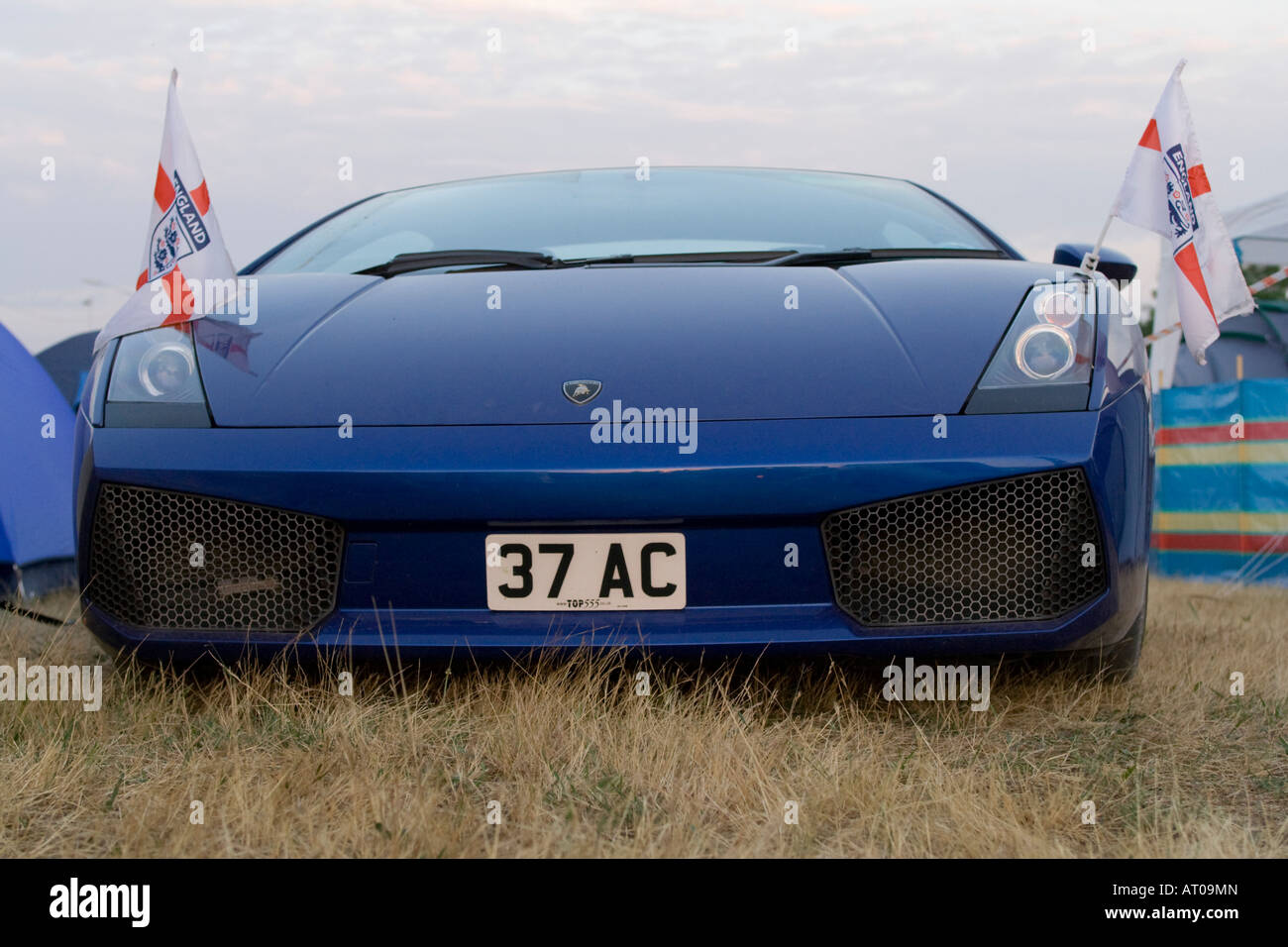 Lamborghini Gallardo with England flags at Le Mans Stock Photo - Alamy