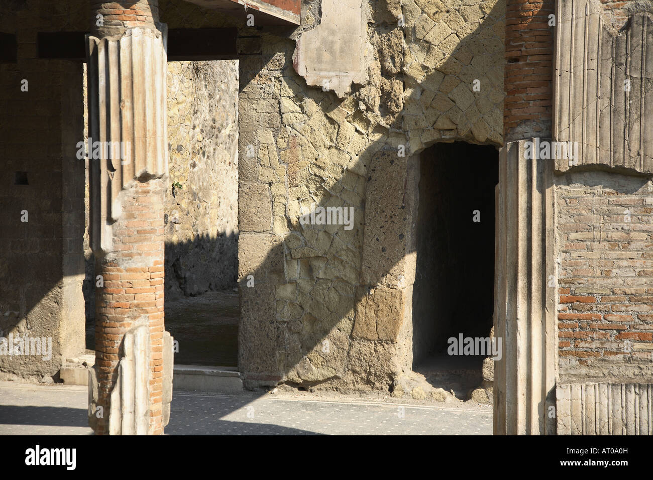 An example of Roman brick and stonework Stock Photo - Alamy