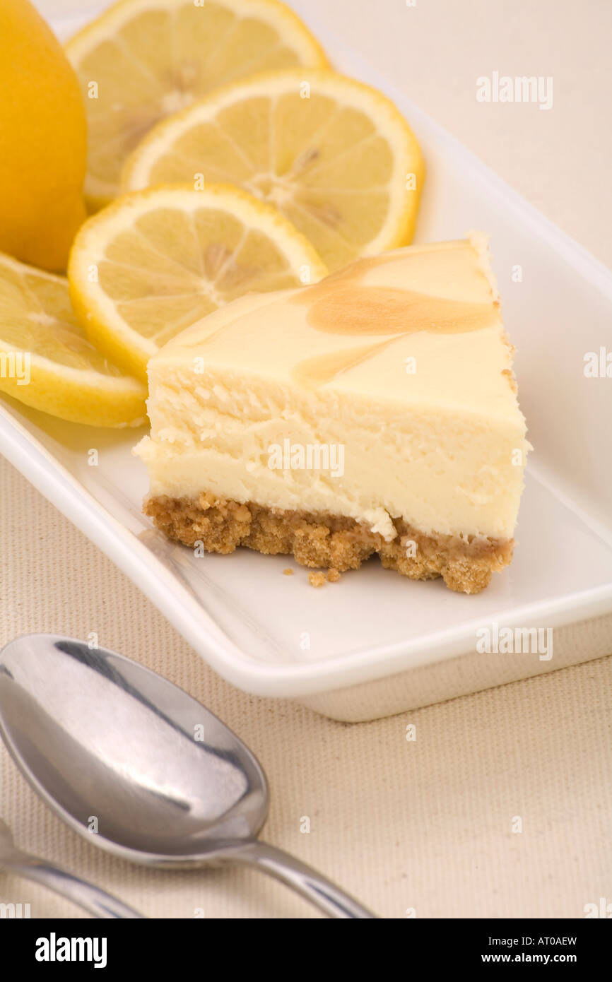 Chilled cheesecake hi-res stock photography and images - Alamy