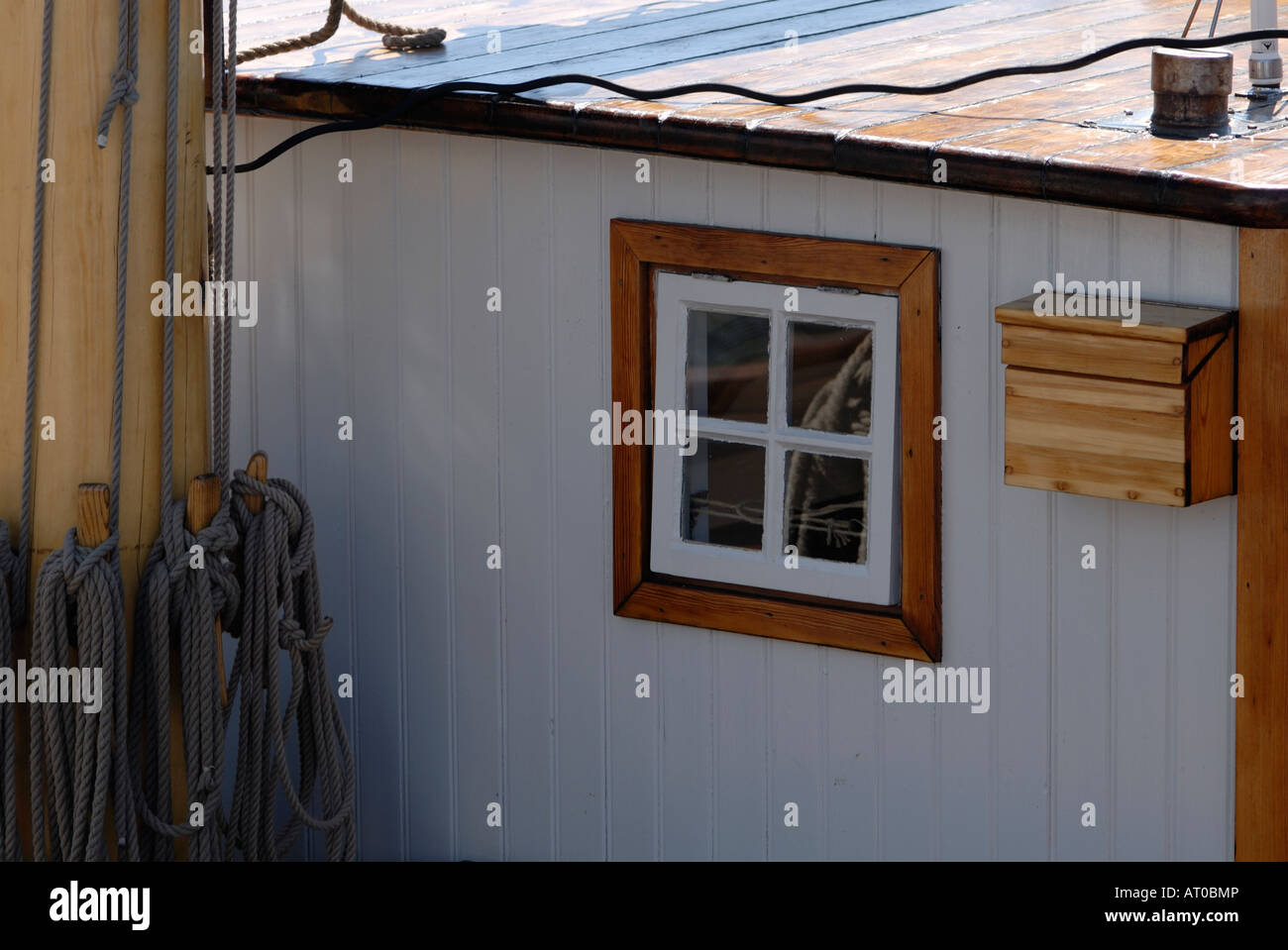 Old fashioned boat hi-res stock photography and images - Alamy