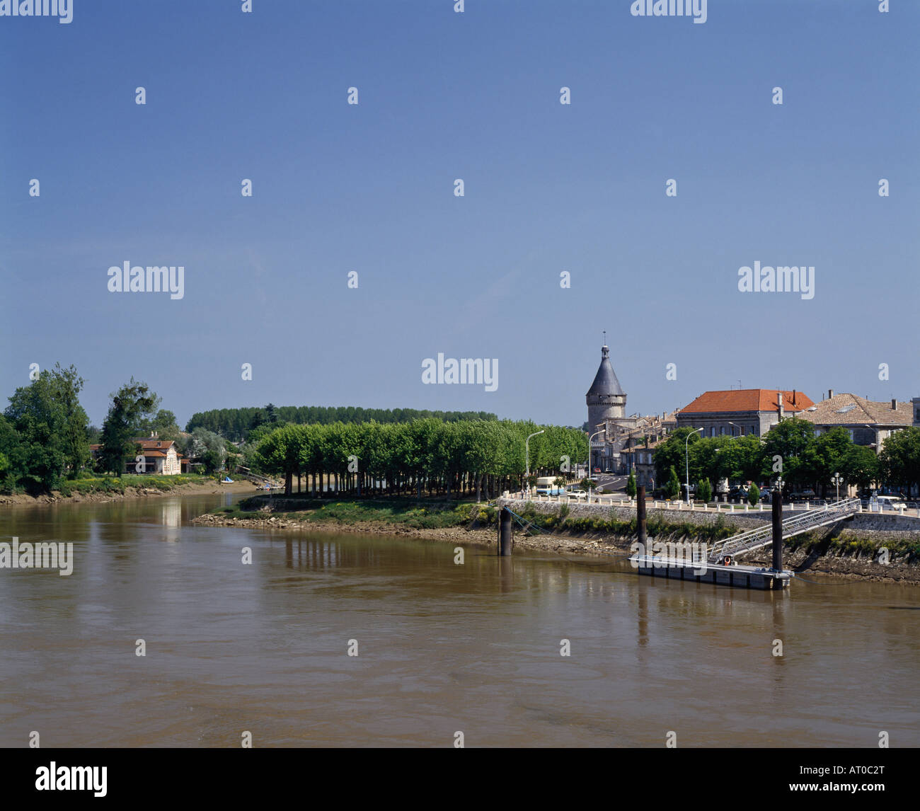 Dordogne river libourne hi-res stock photography and images - Alamy