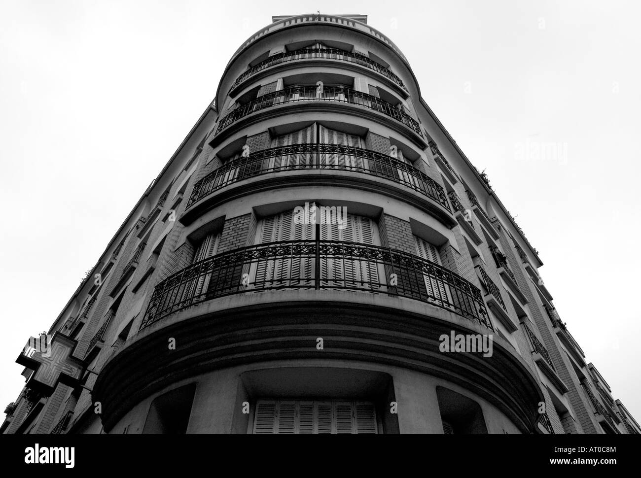 Paris real estate Black and White Stock Photos & Images - Alamy
