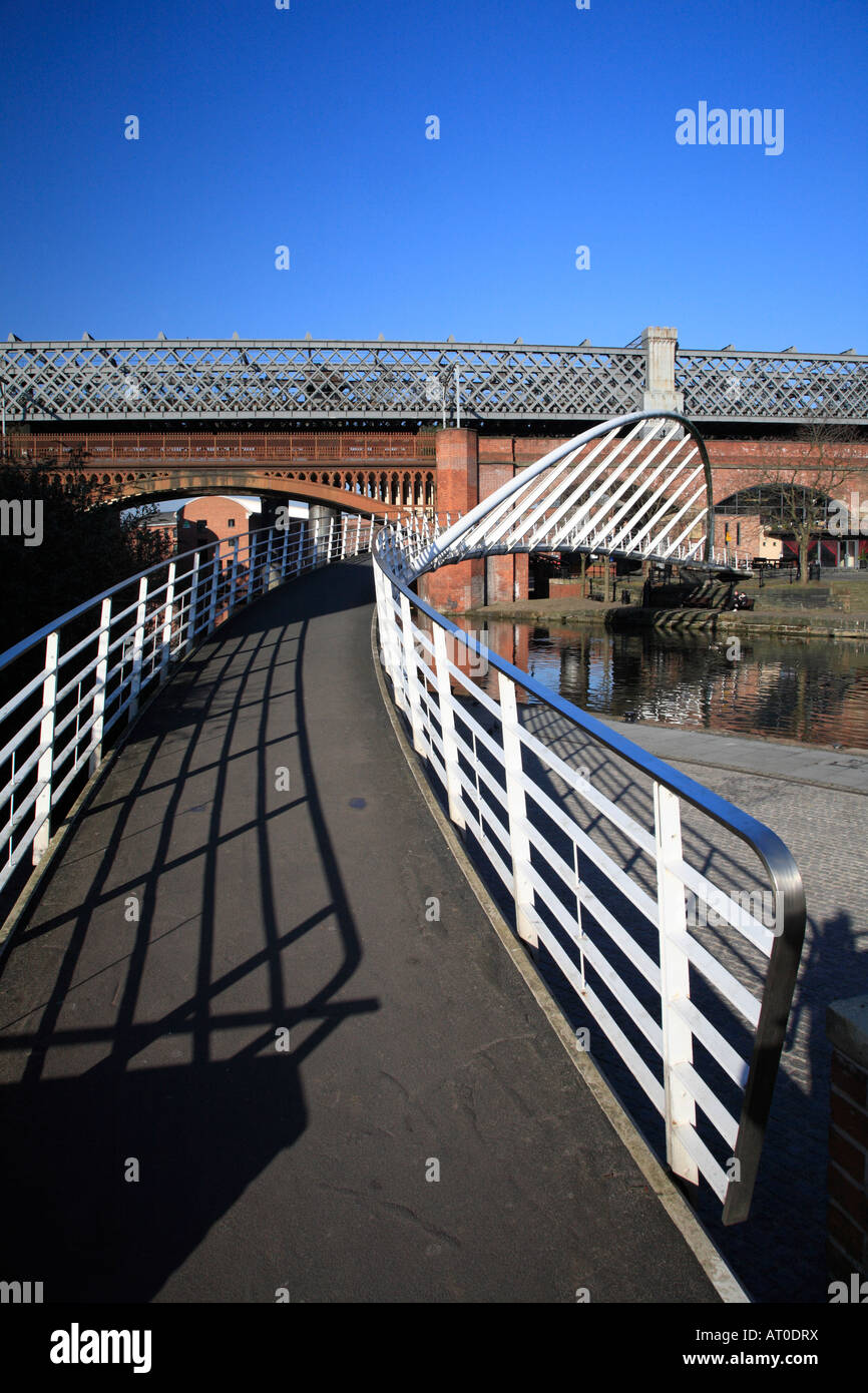 Detail of steel footbridge crossing the Bridgewater Canal, Castlefield ...