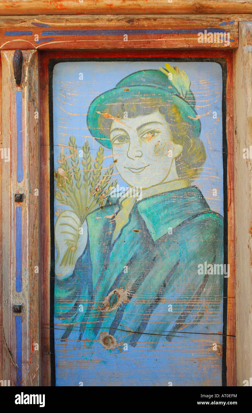 Detail of the antique wagon, Tuscany, Italy Stock Photo - Alamy