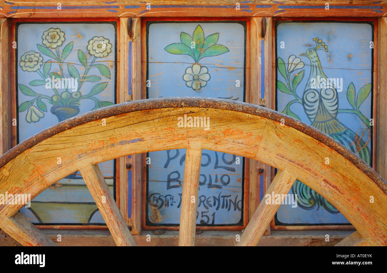 Detail of the antique wagon, Tuscany, Italy Stock Photo - Alamy
