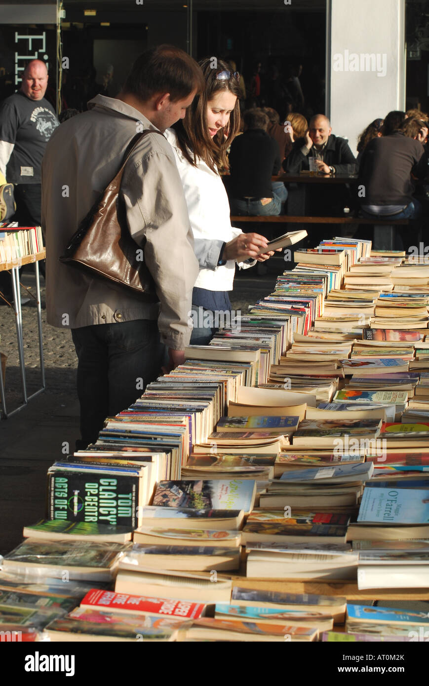 Second hand book market on the South Bank in London Stock Photo - Alamy