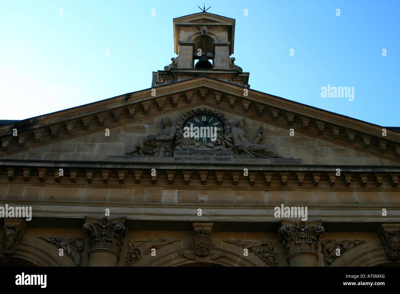 Gloucester city shopping centre uk hi-res stock photography and images ...