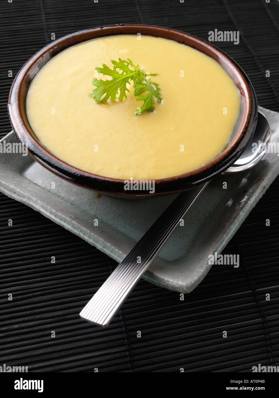 Individual bowl haricot bean soup hi-res stock photography and images ...
