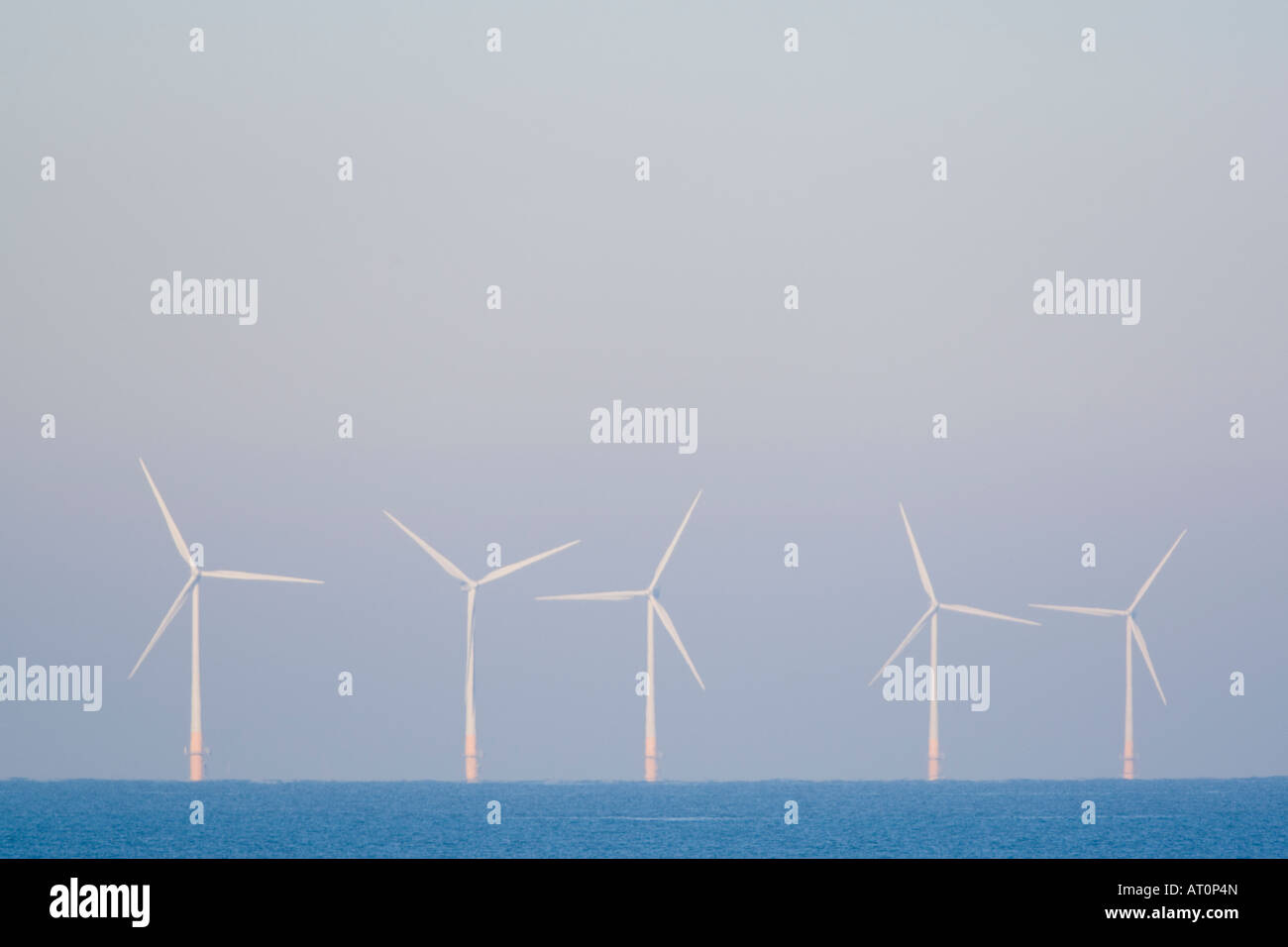 Thames estuary wind farm hi-res stock photography and images - Alamy