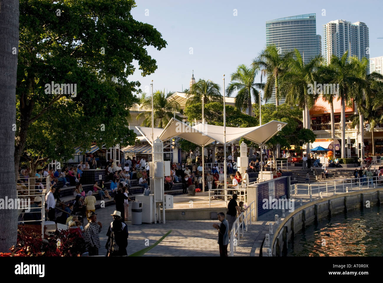 Salsa Dancing, Miami Harbour Stock Photo - Alamy
