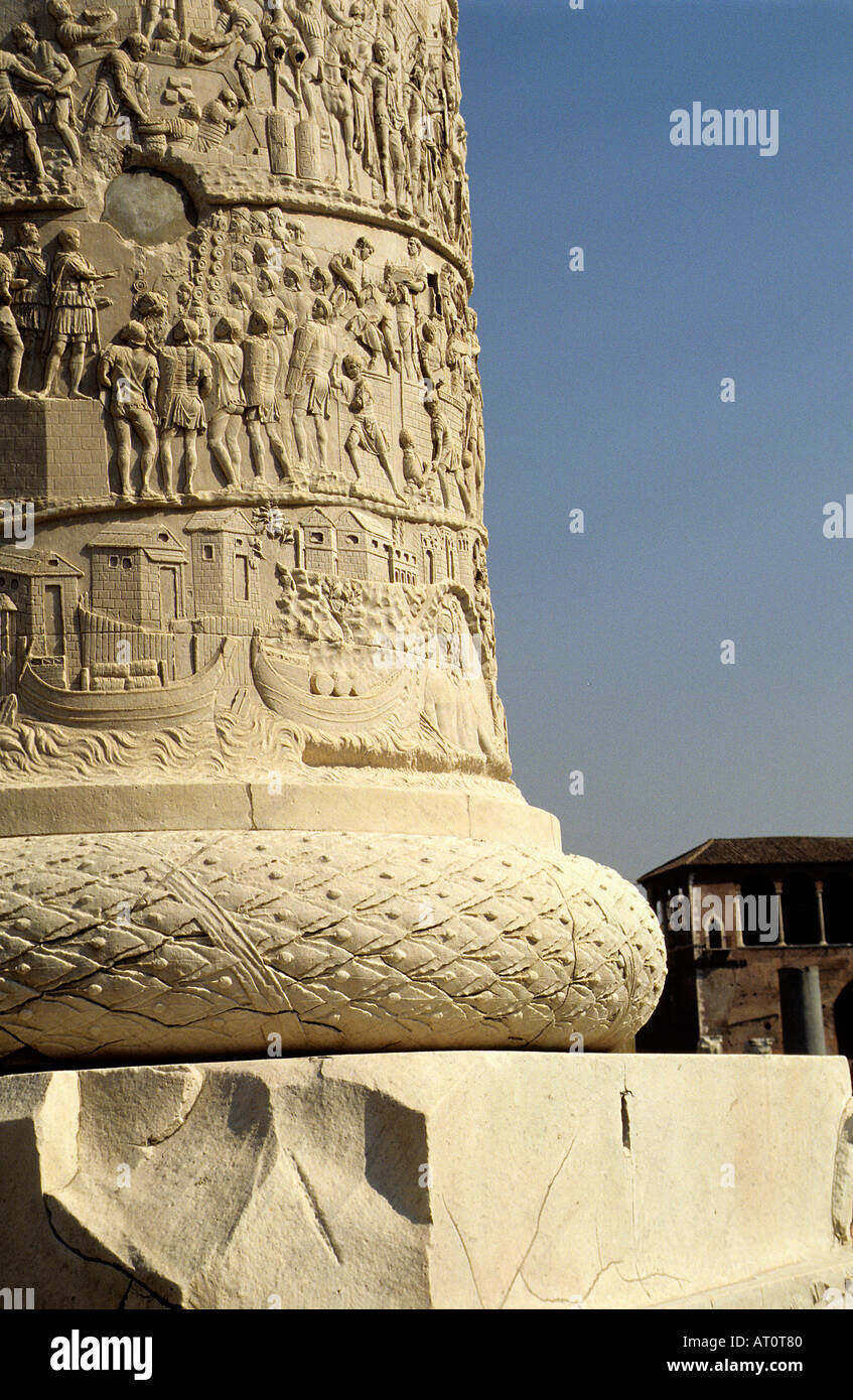 Trajan s column relief hi-res stock photography and images - Alamy