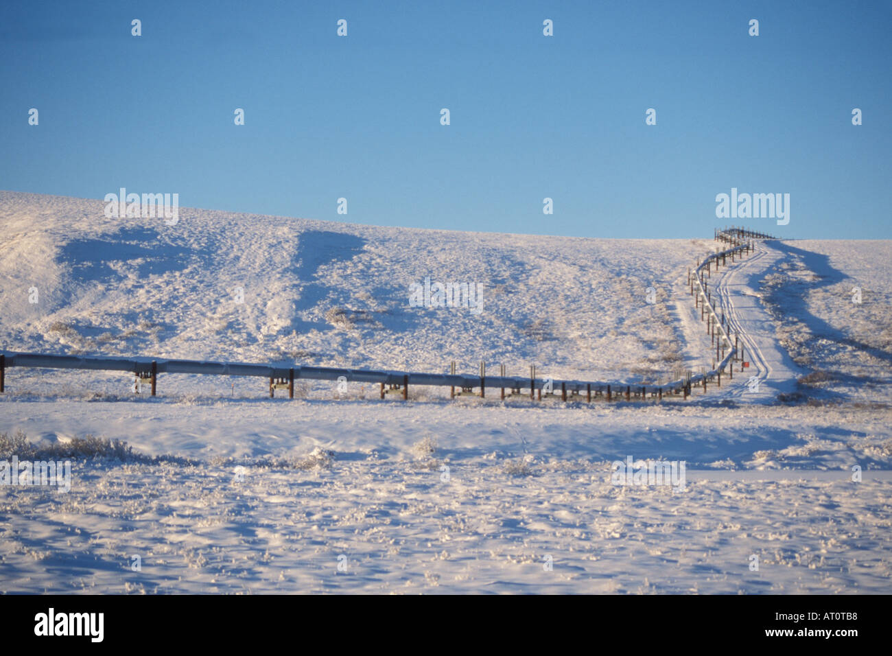 Alaskan pipeline north slope hi-res stock photography and images - Alamy