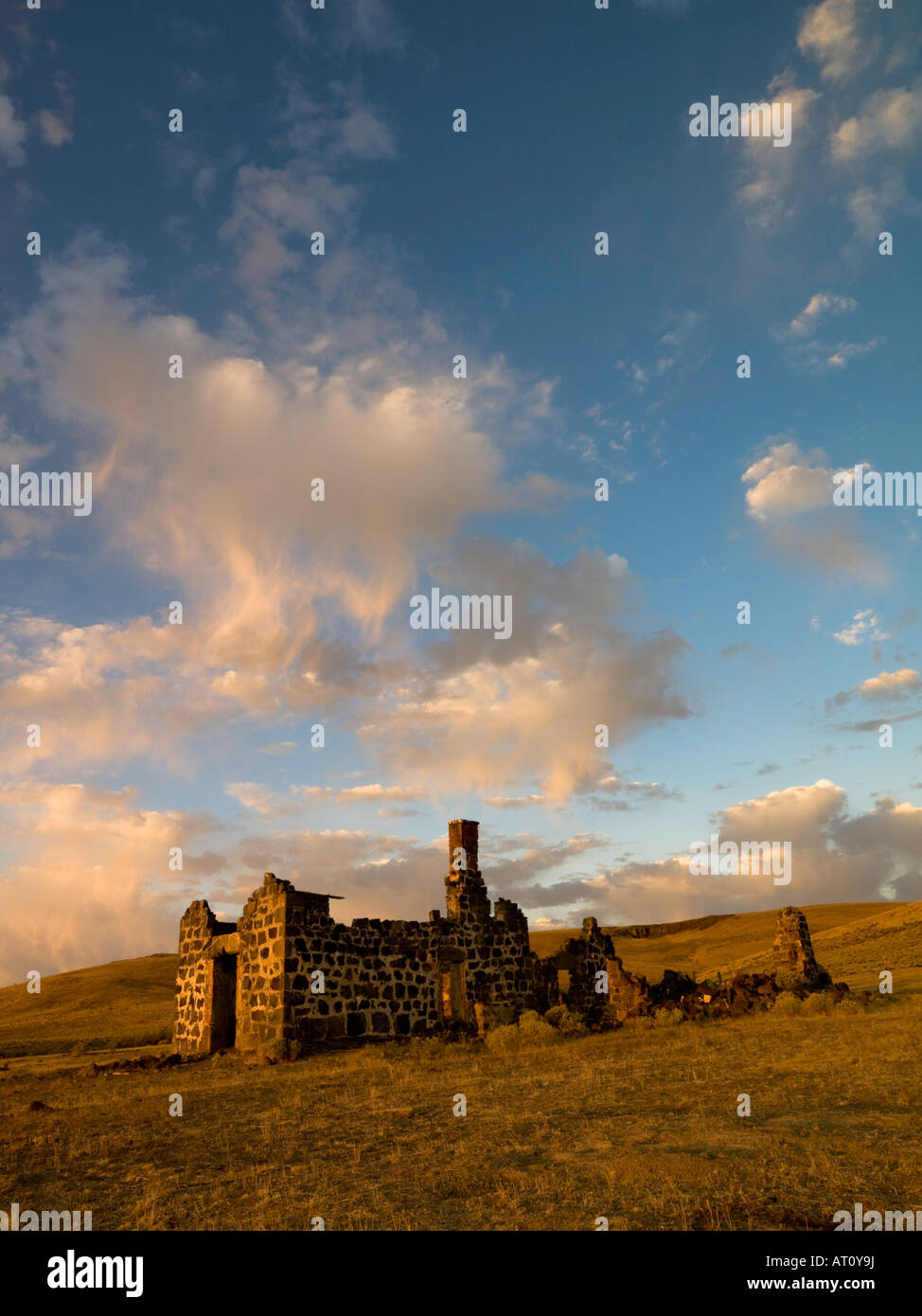 Wickahoney stage stop still remains hi-res stock photography and images ...