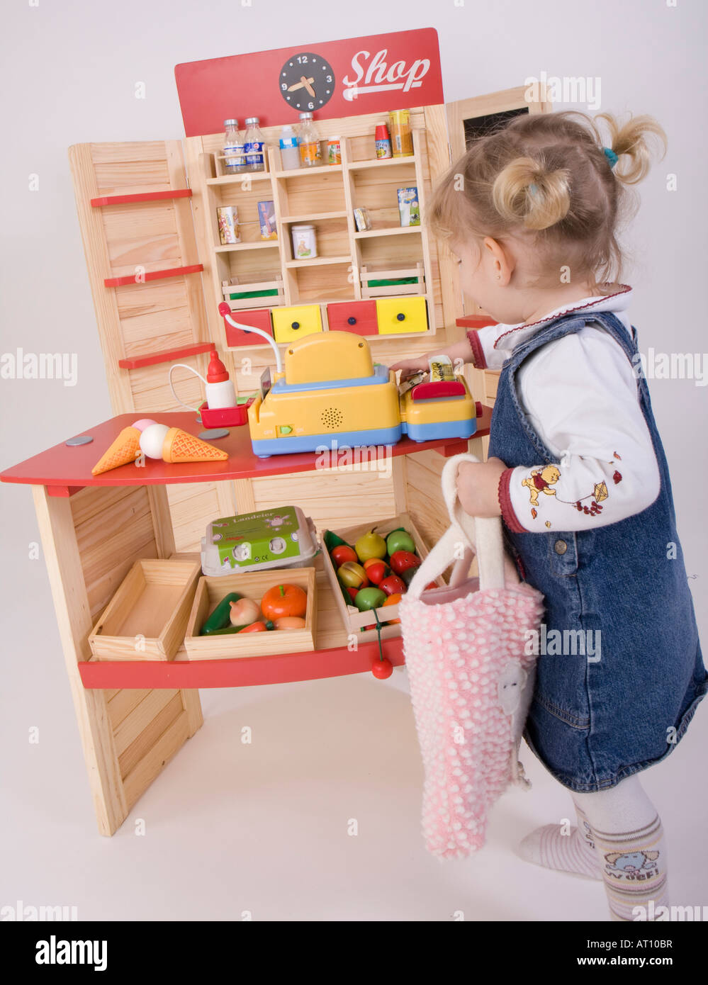 little girl playing shopping Stock Photo - Alamy