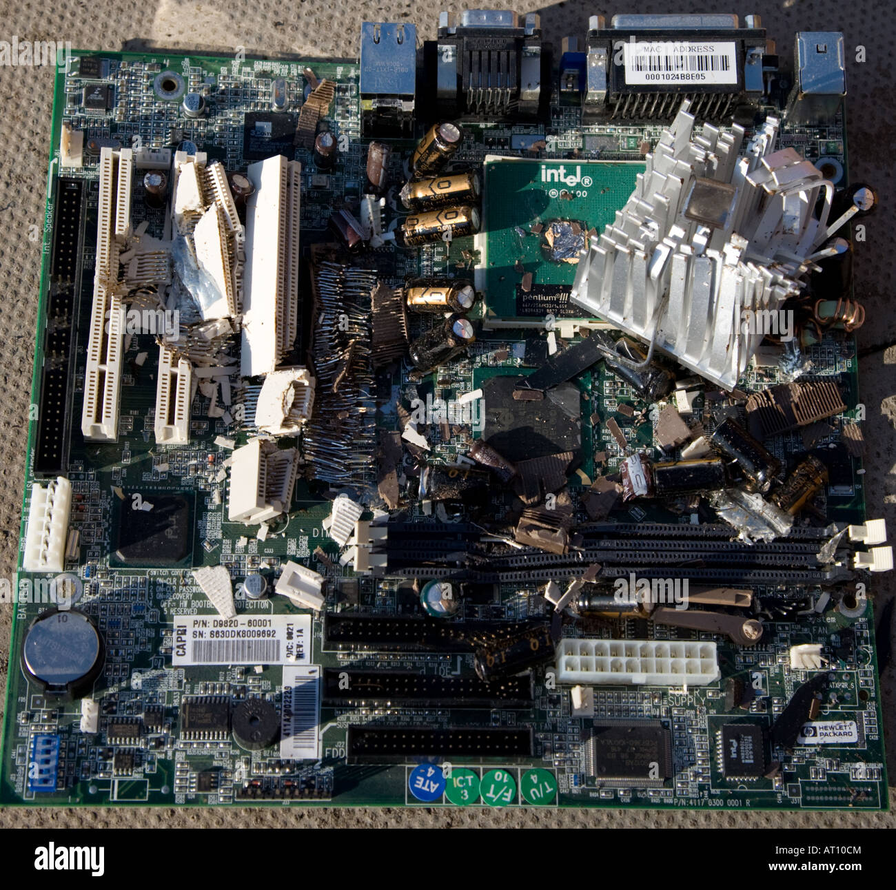 Broken circuit boards components hi-res stock photography and images ...