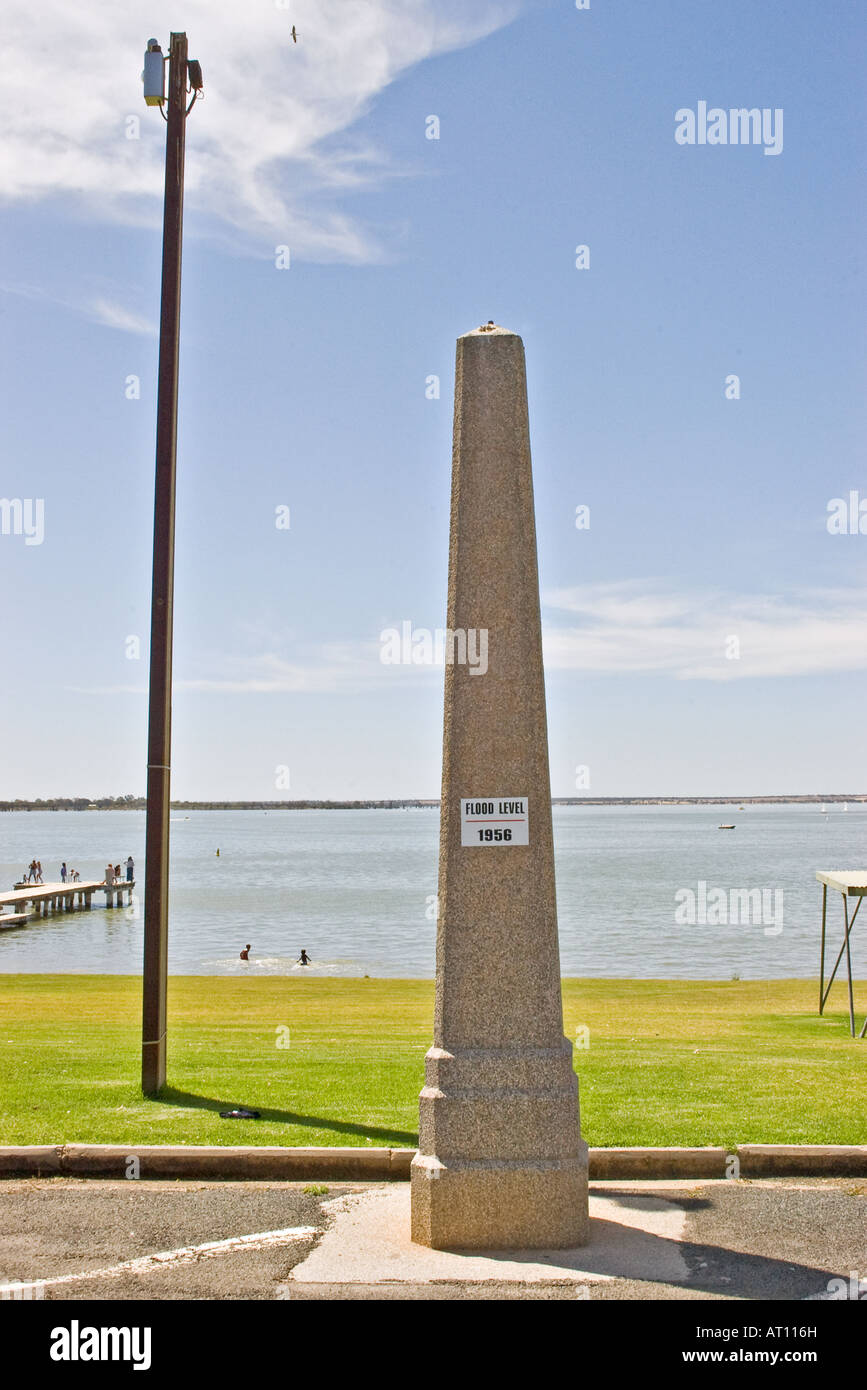 Lake barmera riverland south australia hi-res stock photography and ...