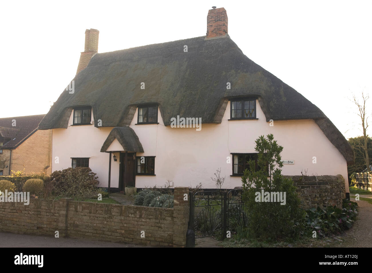 a cottage in Cockfield Village Green in Suffolk, UK Stock Photo - Alamy
