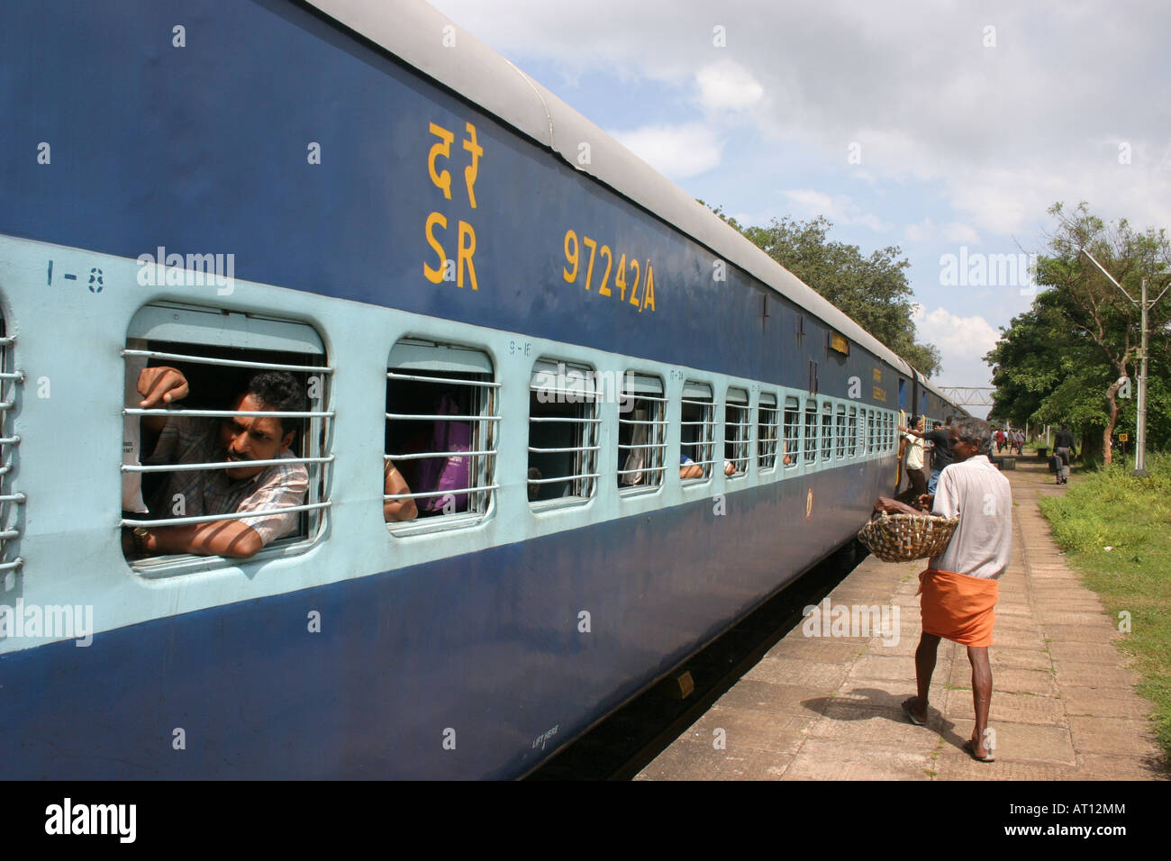 train in India Stock Photo - Alamy