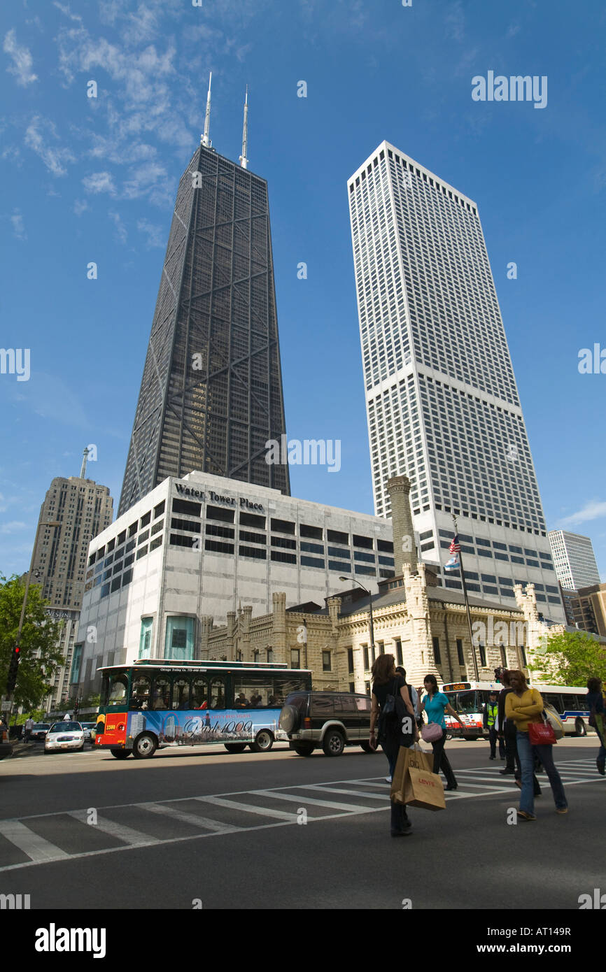 Chicago water tower pumping station hi-res stock photography and images ...