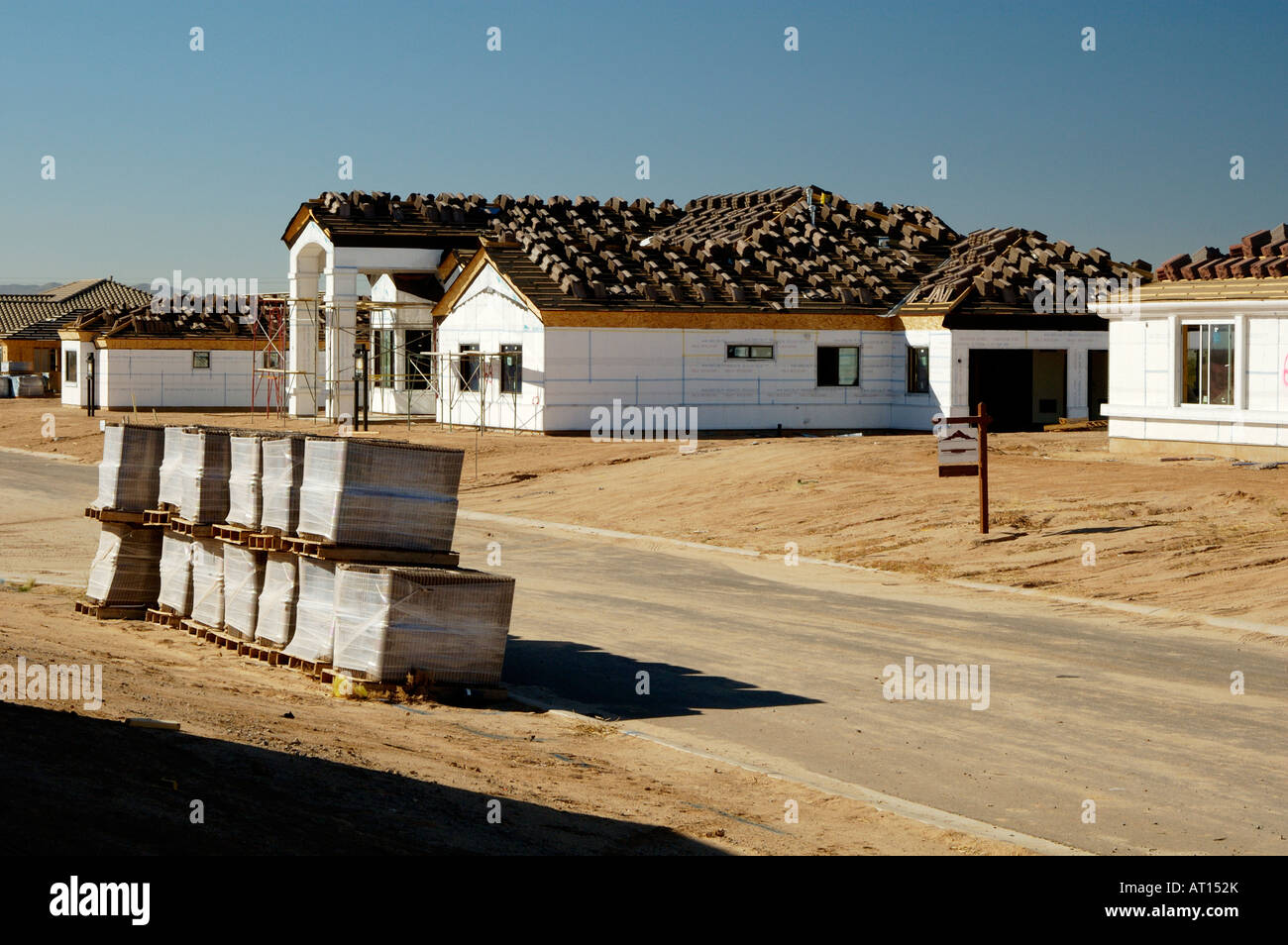 New home construction in a new residential development in Arizona Stock ...
