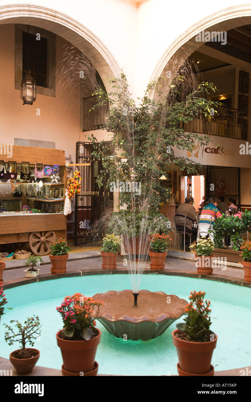 MEXICO Guanajuato Fountain cafe and shops in Plaza del Baratillo small ...