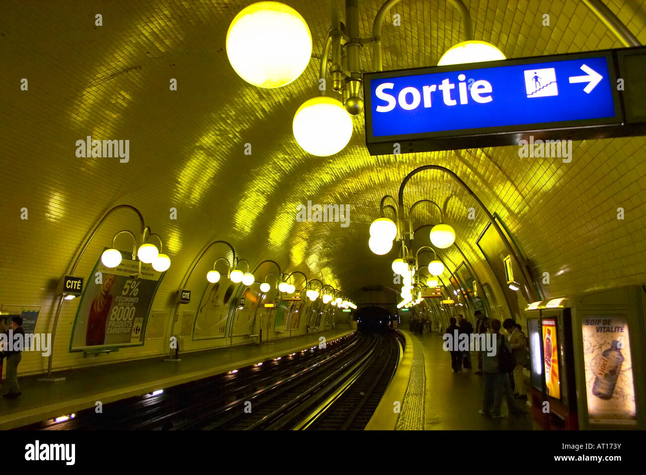 Underground station, Paris Stock Photo - Alamy