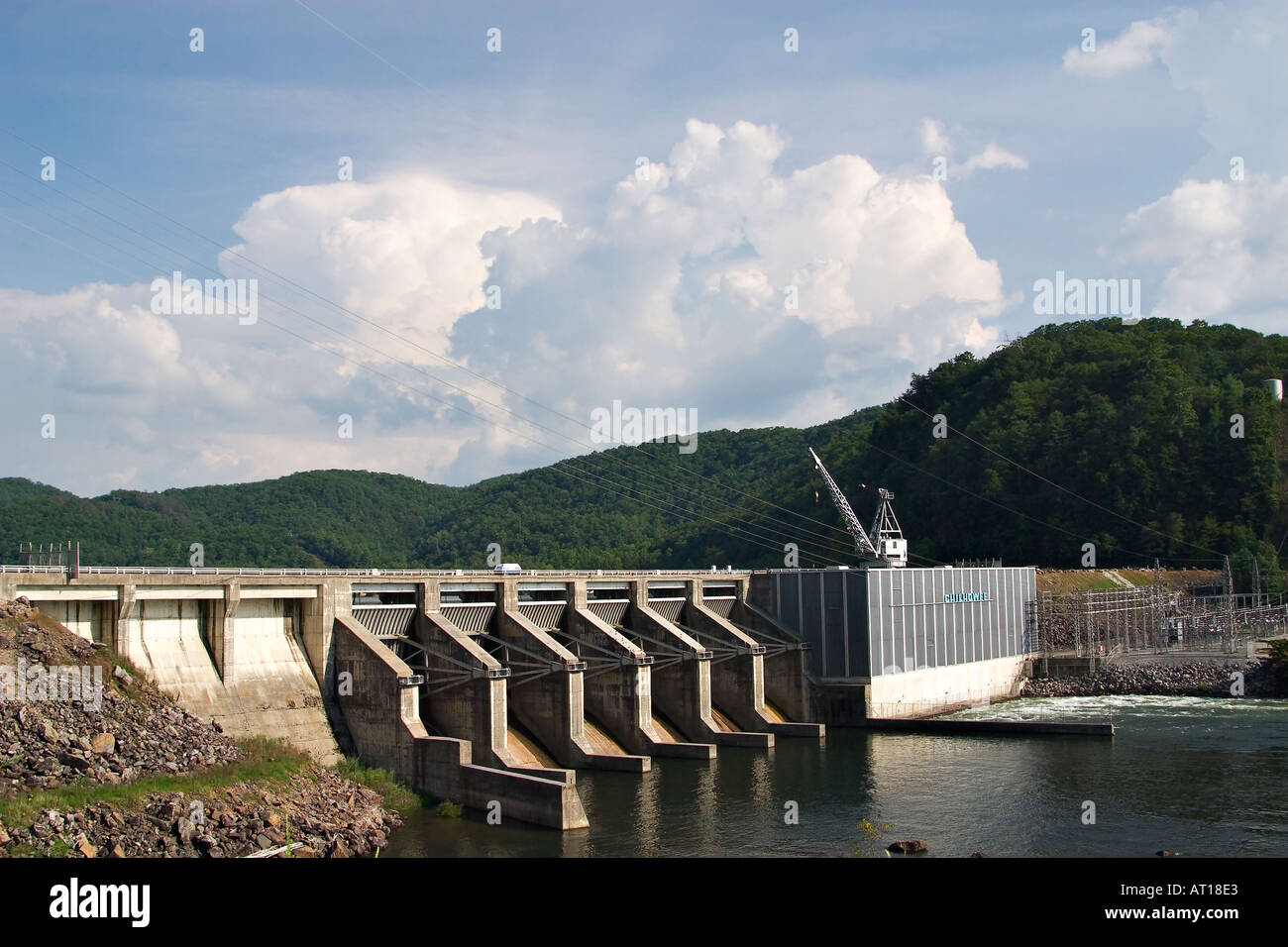 Chilhowee dam hi-res stock photography and images - Alamy