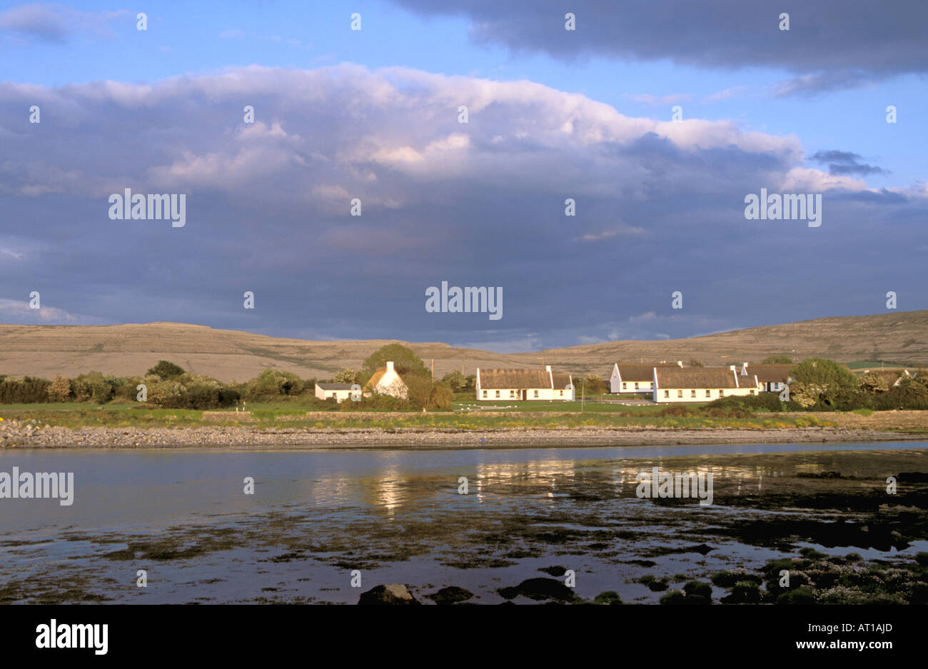 Ballyvaughan hi-res stock photography and images - Alamy