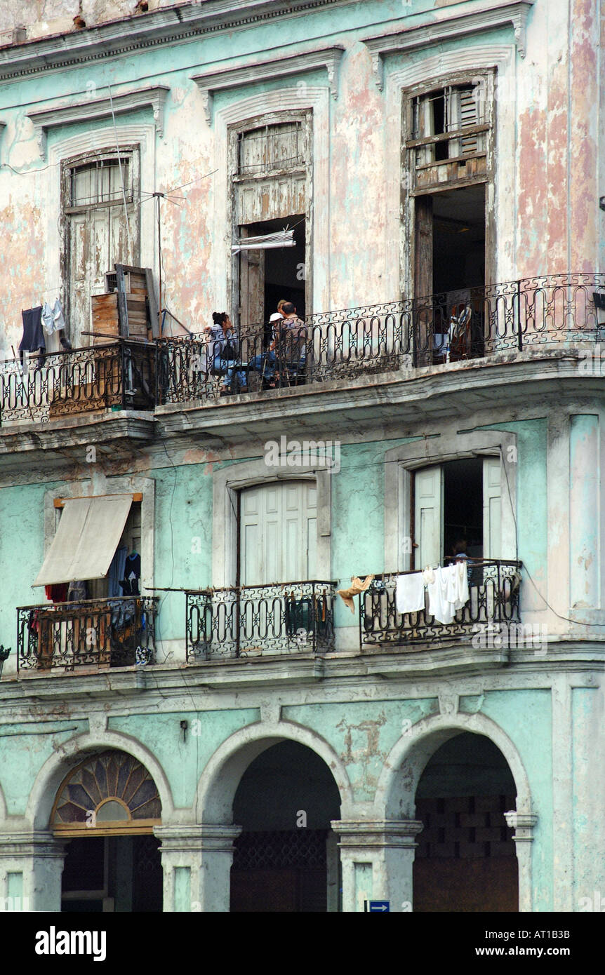 Cuba Havana Building JMH0115 Stock Photo - Alamy