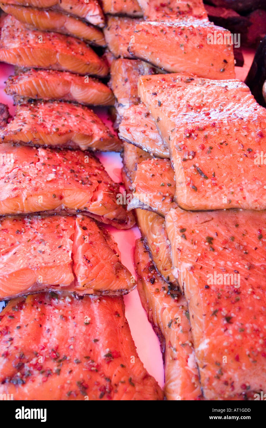Salmon on display at Bergen fish market Stock Photo - Alamy
