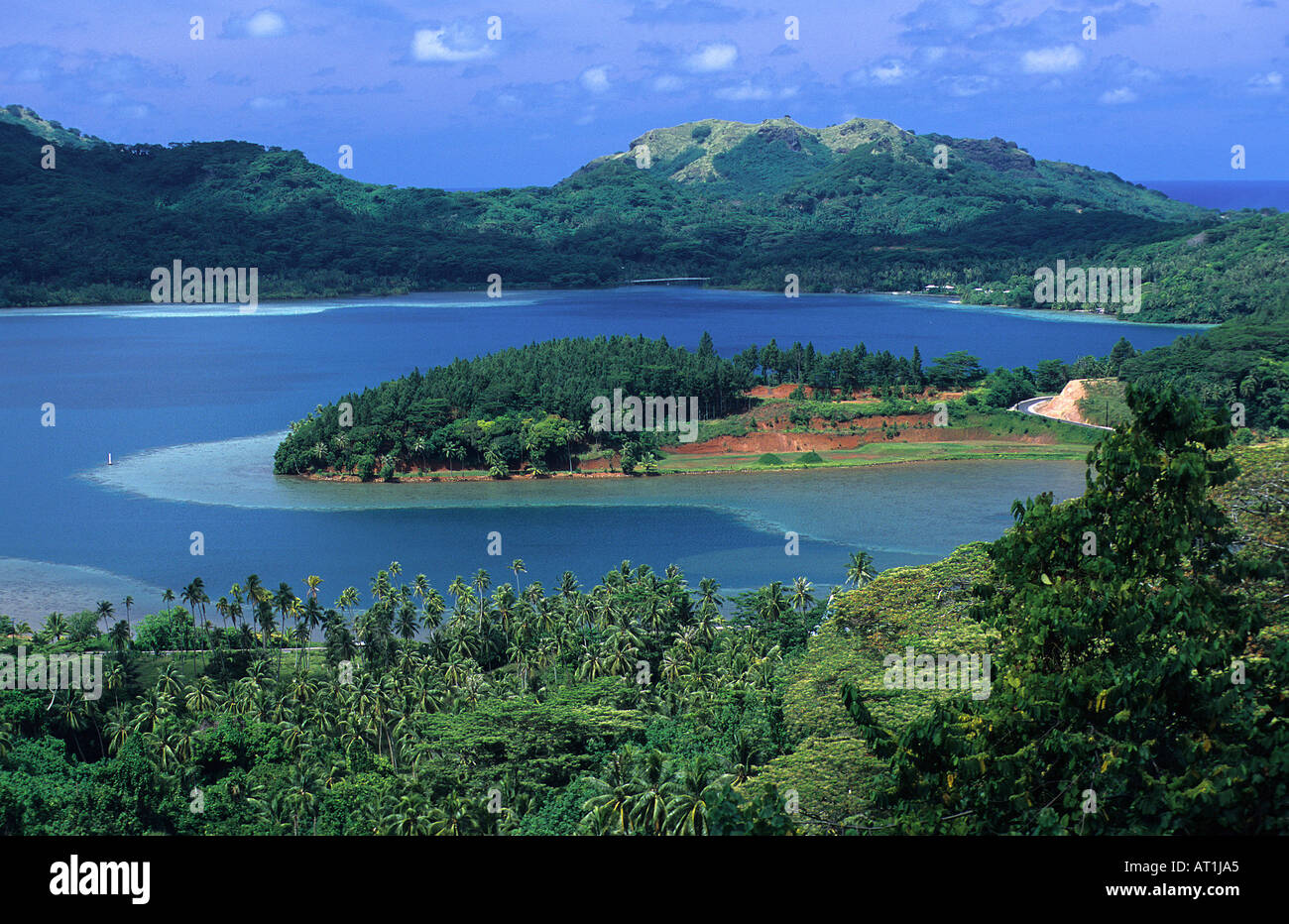 Lake of Fuana Nui Huahine French Polynesia Stock Photo - Alamy