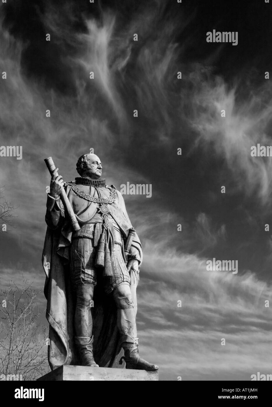 Statue of Field Marshall Frederick Duke of York on Edinburgh Castle ...