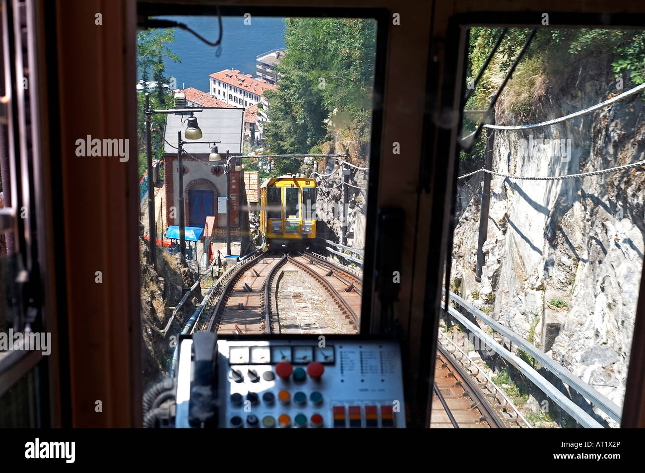 The como brunate cable car hi-res stock photography and images - Alamy