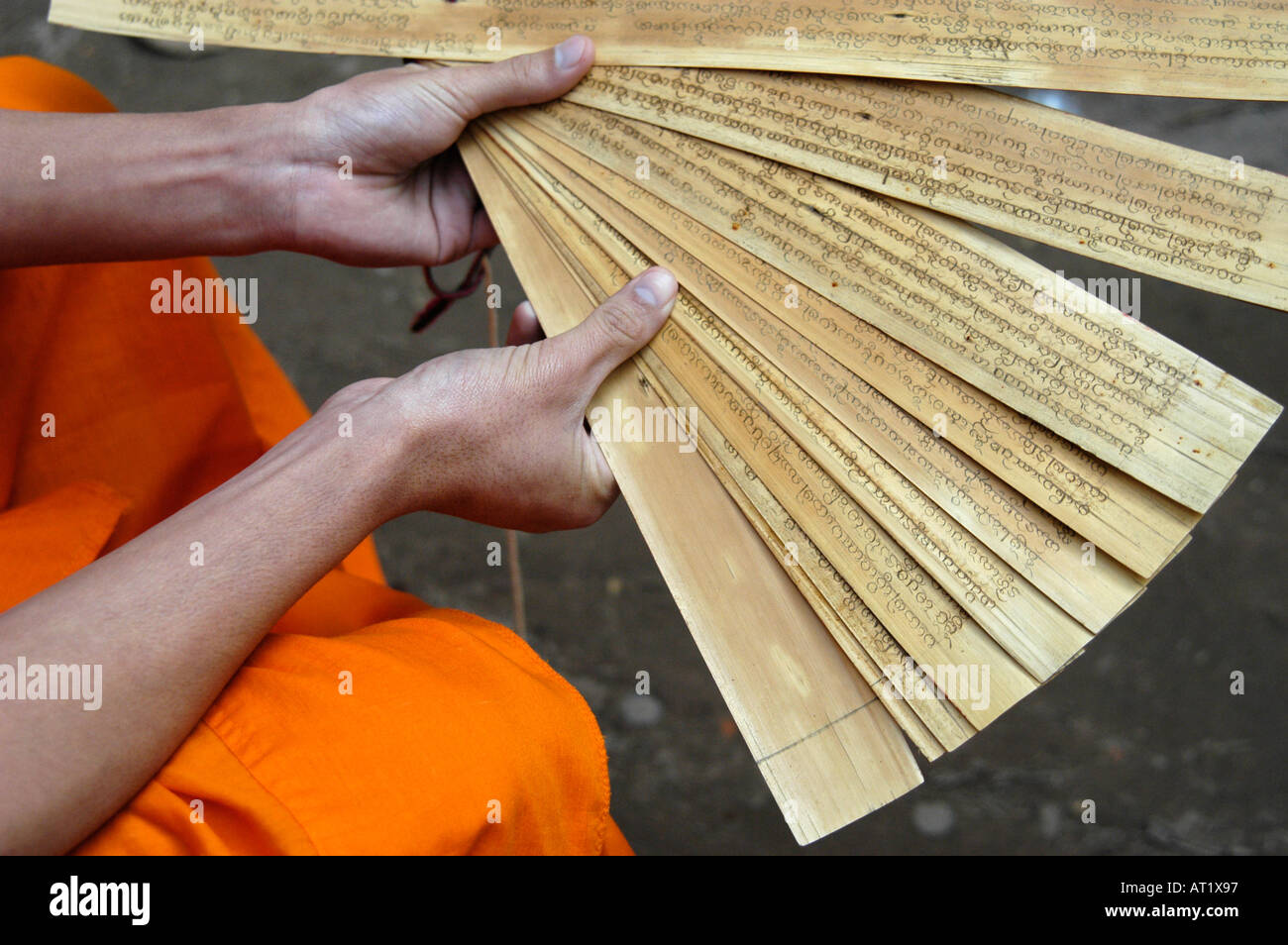Buddhist budhist buddhis hi-res stock photography and images - Alamy