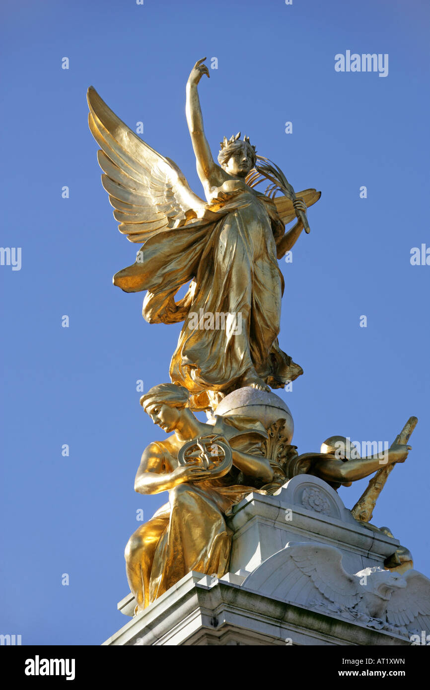 Angel detail victoria memorial statue hi-res stock photography and ...