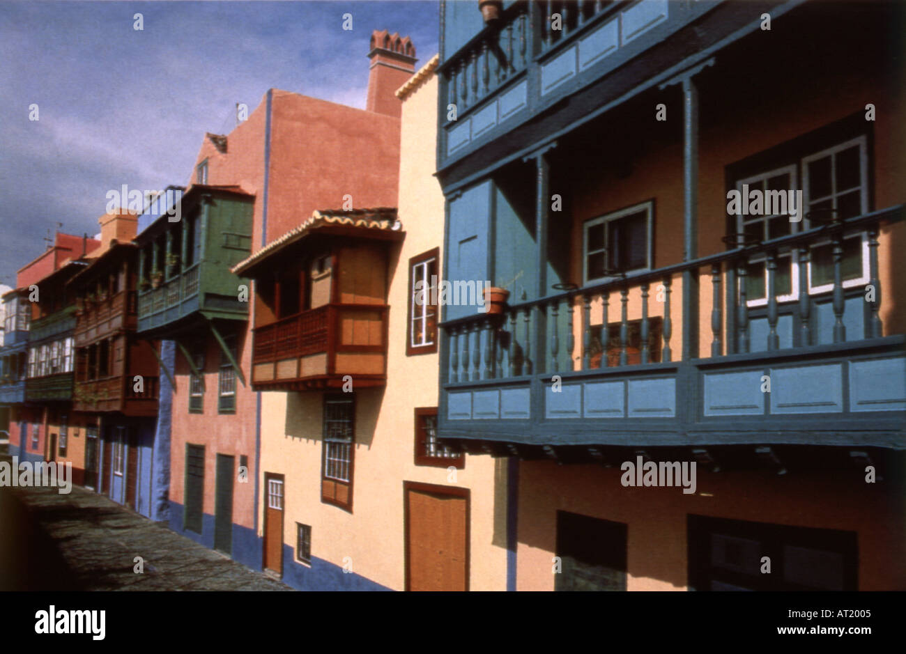 traditional mediterranean street Stock Photo - Alamy