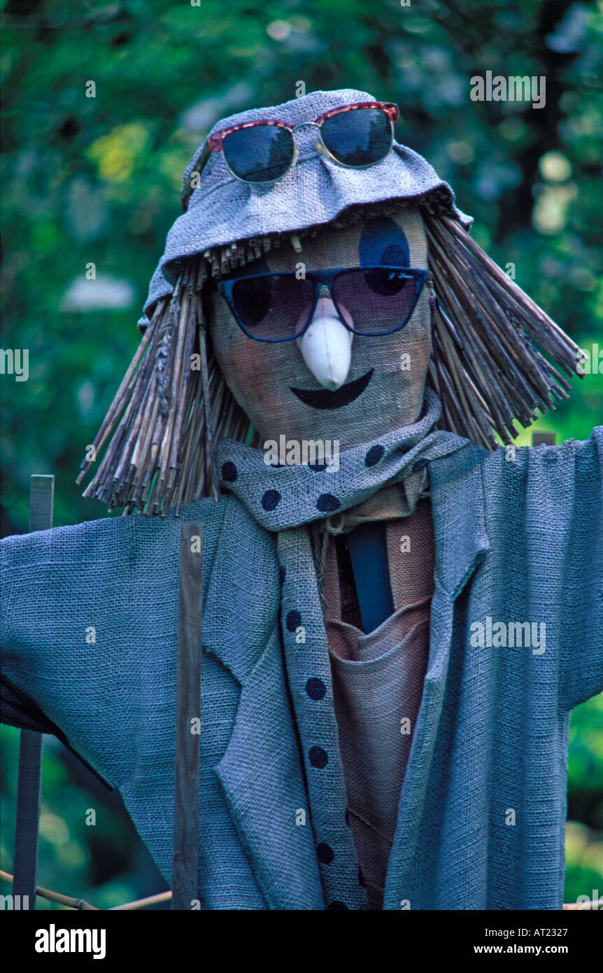 Lifelike scarecrow hi-res stock photography and images - Alamy